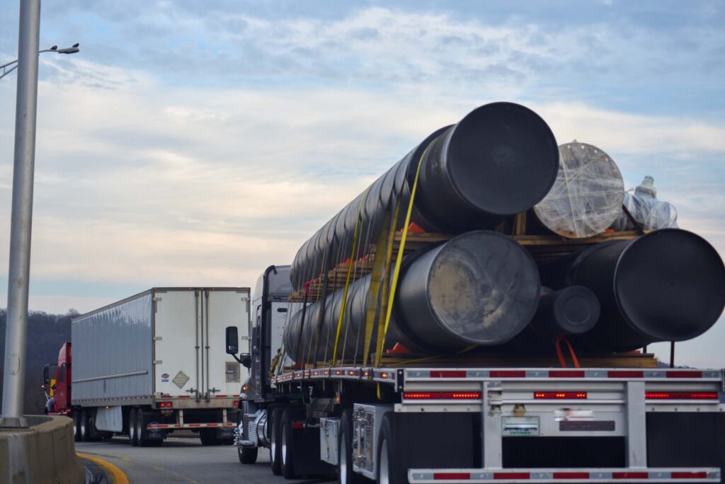 Oversized Load Route Planning: Steps, Challenges, and Expert Tips